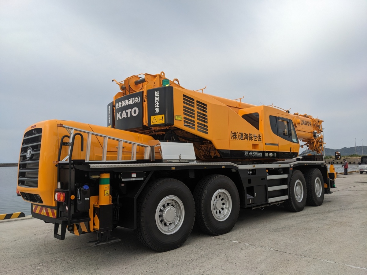 80tラフタークレーン納車 | お知らせ | 佐世保海運株式会社